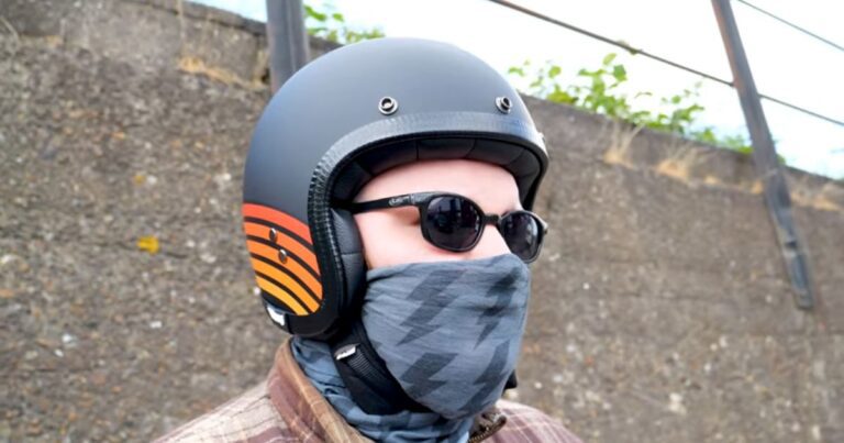 Open Face vs Full Face Helmet | Which One Should Café Racer Riders Choose?