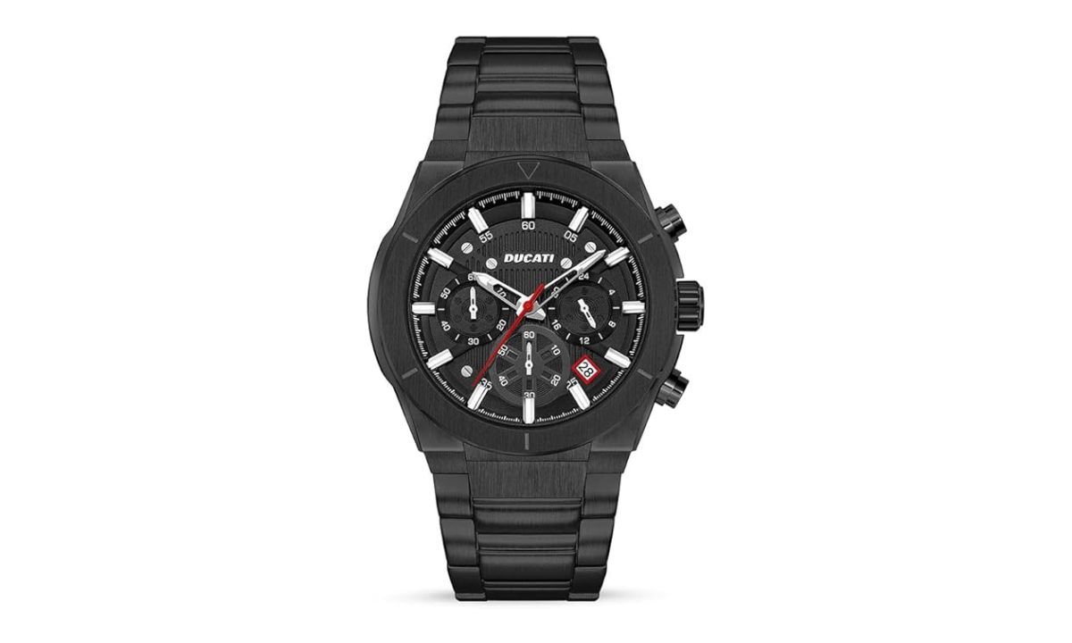 Best Watches for Motorcycle Riders | Ride-Ready Timepieces